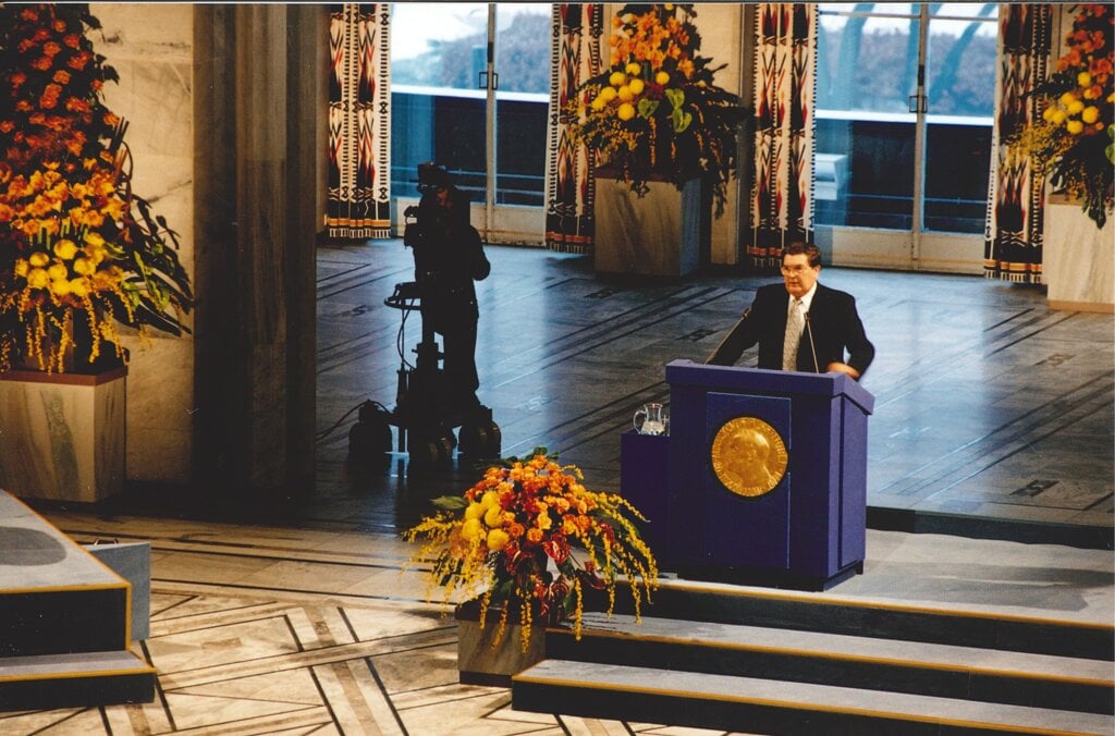 John Hume – Speed read - NobelPrize.org