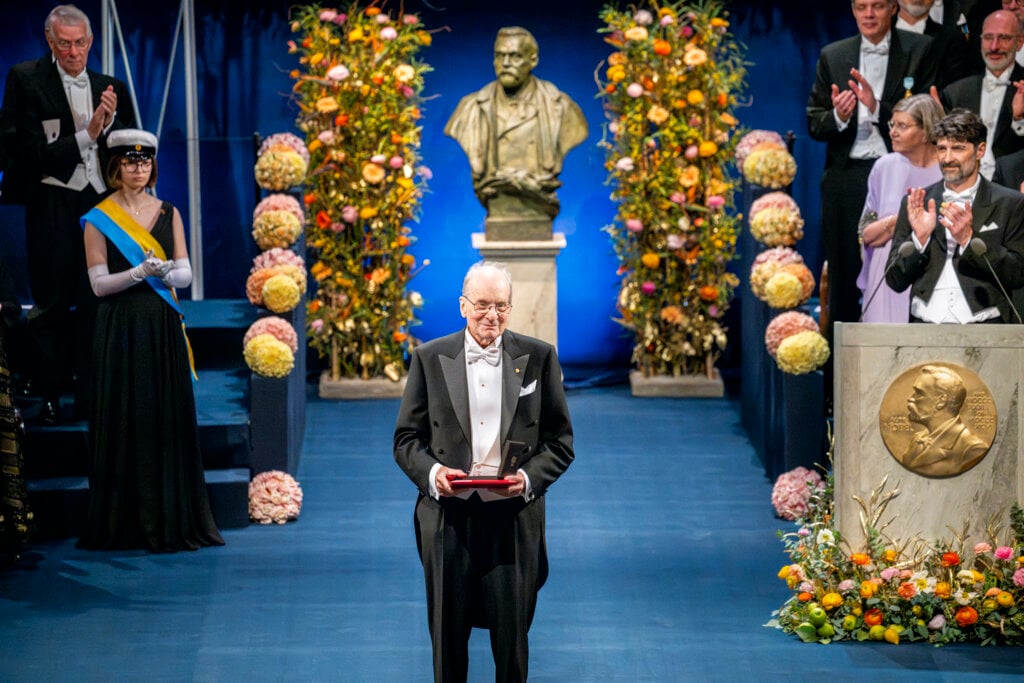 Louis Brus – Podcast - NobelPrize.org