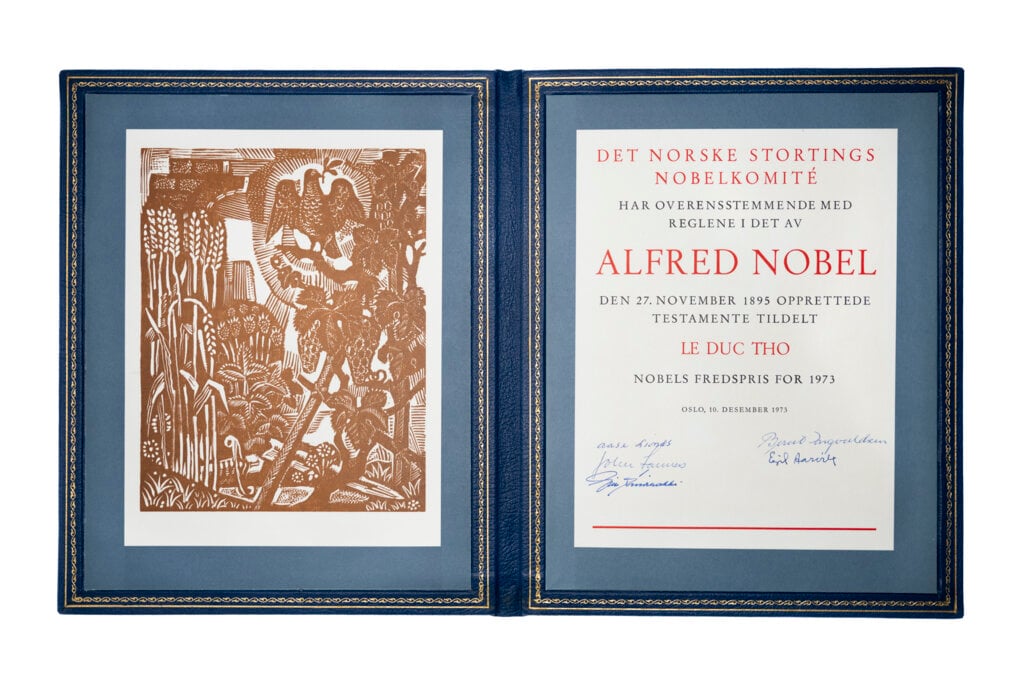 Le Duc Tho – Nobel diploma - NobelPrize.org