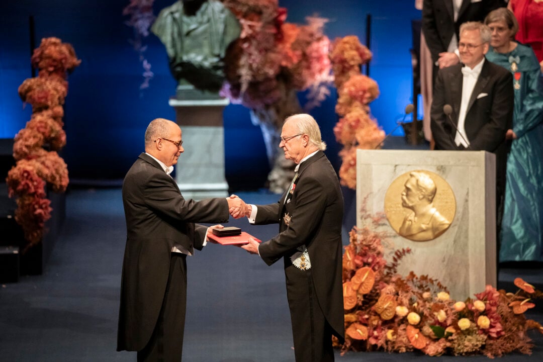 Omar M. Yaghi – Photo gallery - NobelPrize.org
