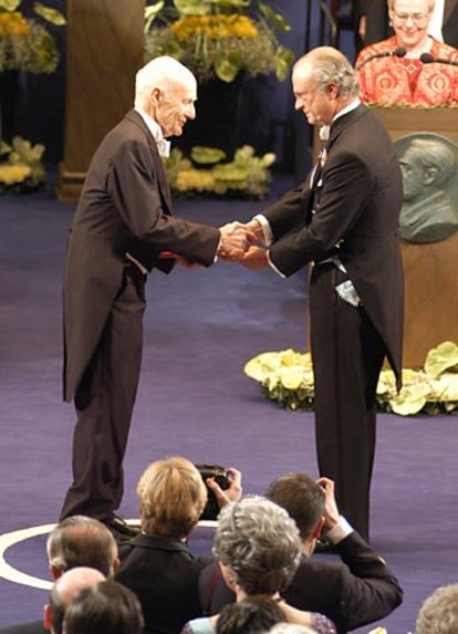 John B. Fenn - Photo gallery - NobelPrize.org
