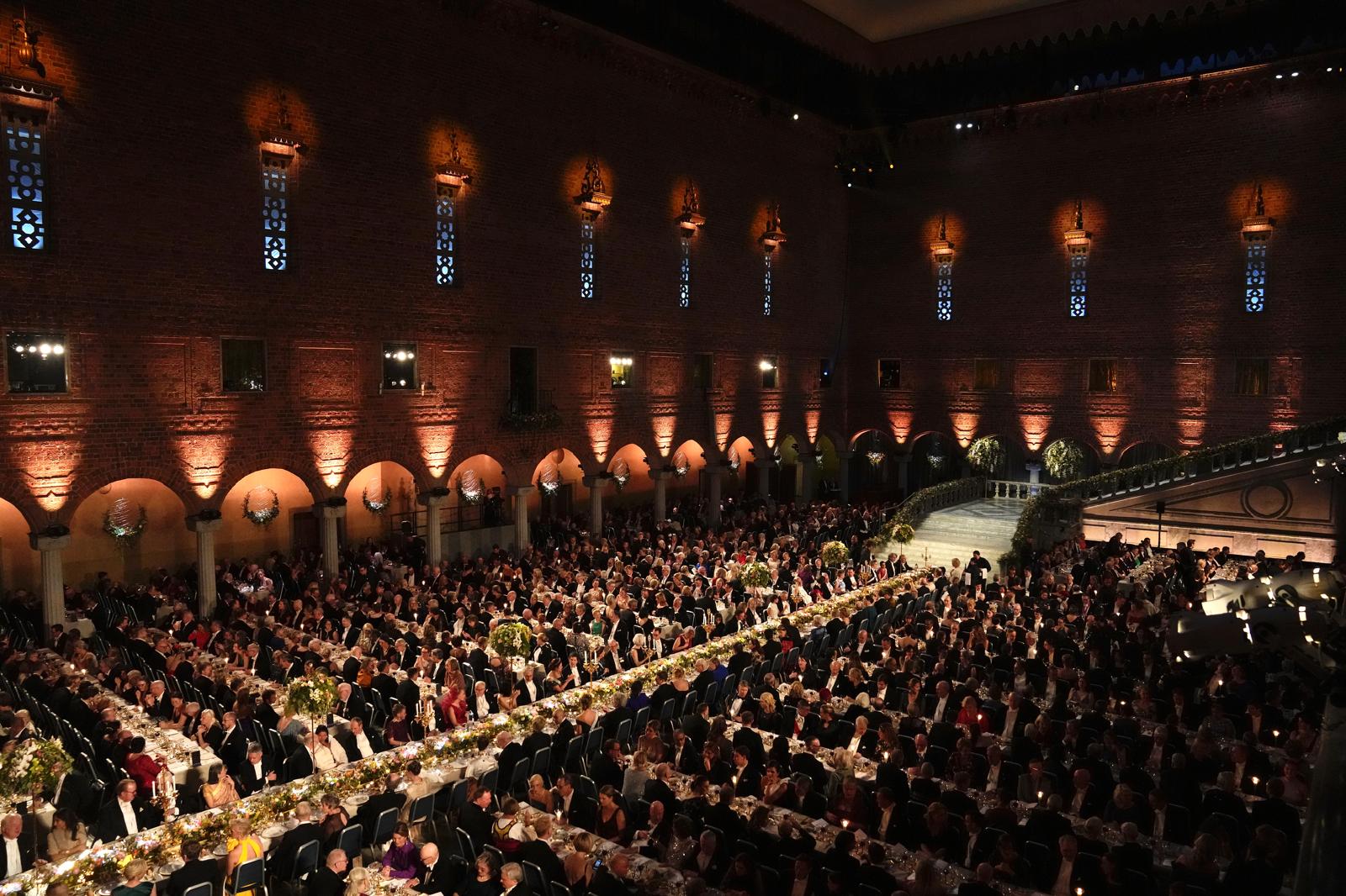 The 2017 Nobel Laureates have landed in Stockholm - NobelPrize.org