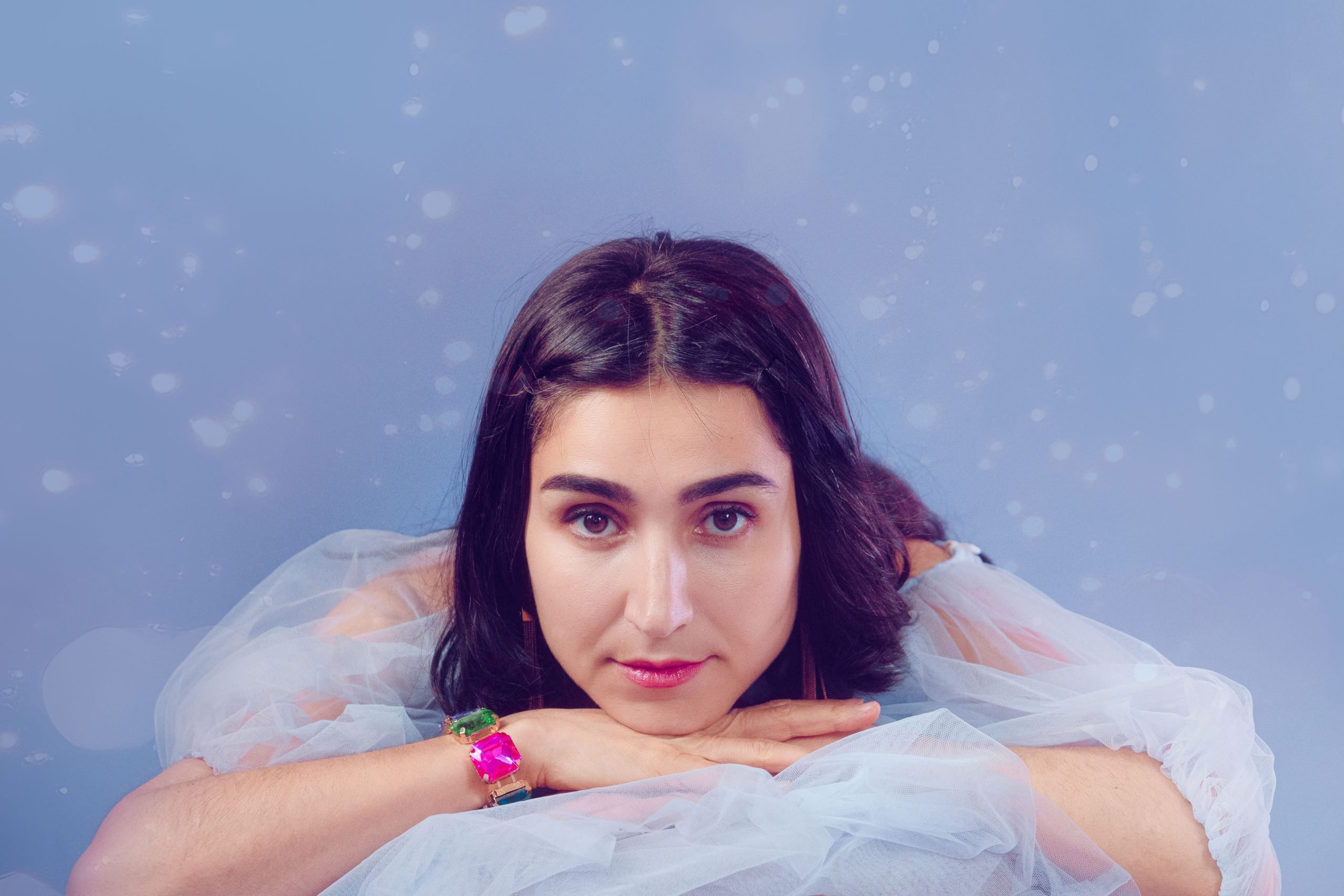 Laleh framför nyskriven musik på Nobelbanketten - NobelPrize.org