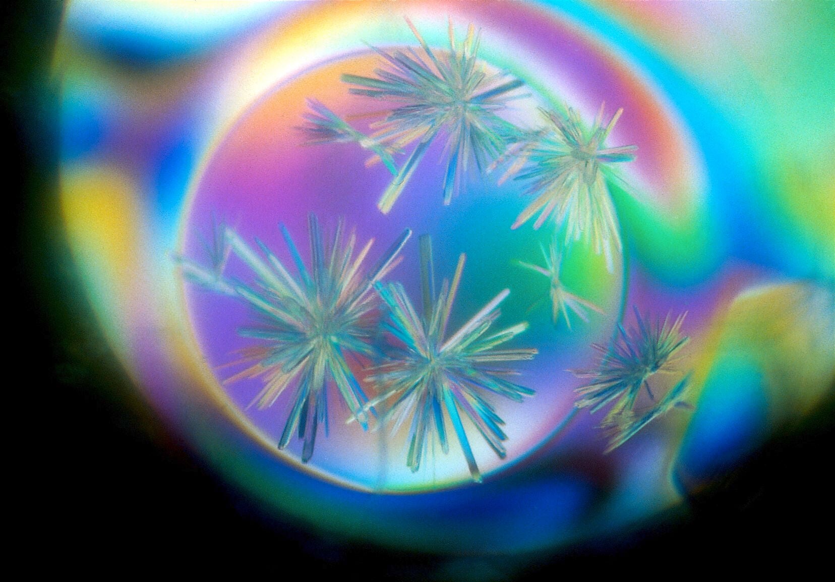 How X-rays and crystals revealed the true nature of things - NobelPrize.org